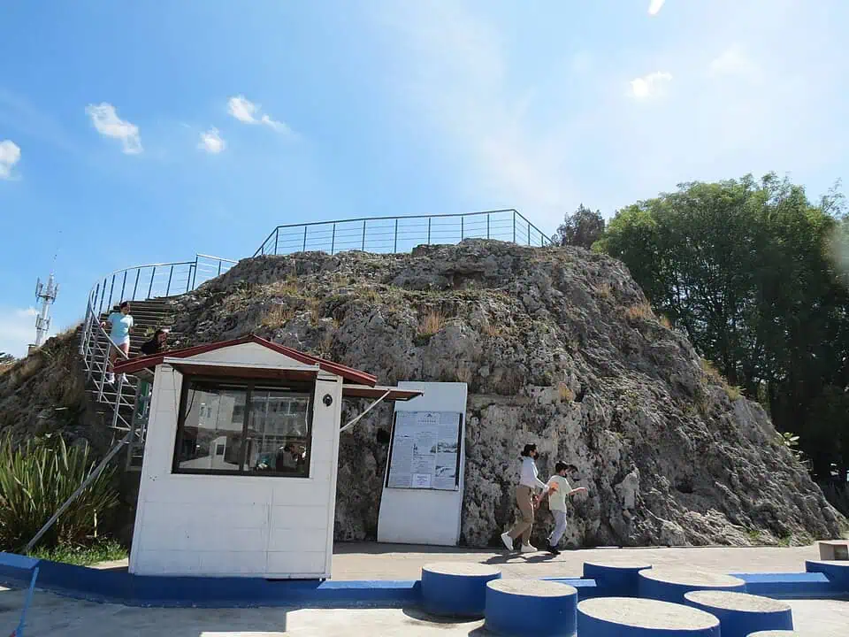 Cuexcomate, Mexico – “the World’s Smallest Volcano” - Explanders